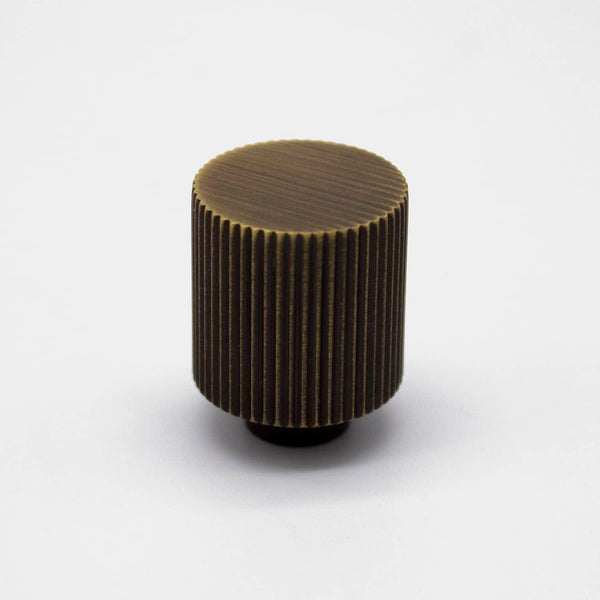 Aged Brass Fluted Knob - Rhea - Manovella